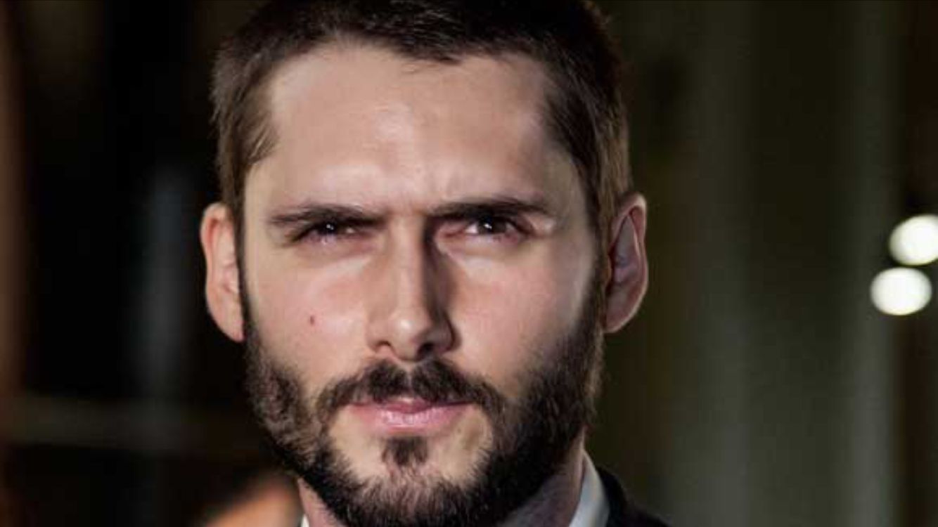 Entrevista a Sergio Mur: «Me acerco al teatro por la potencia de ser ...