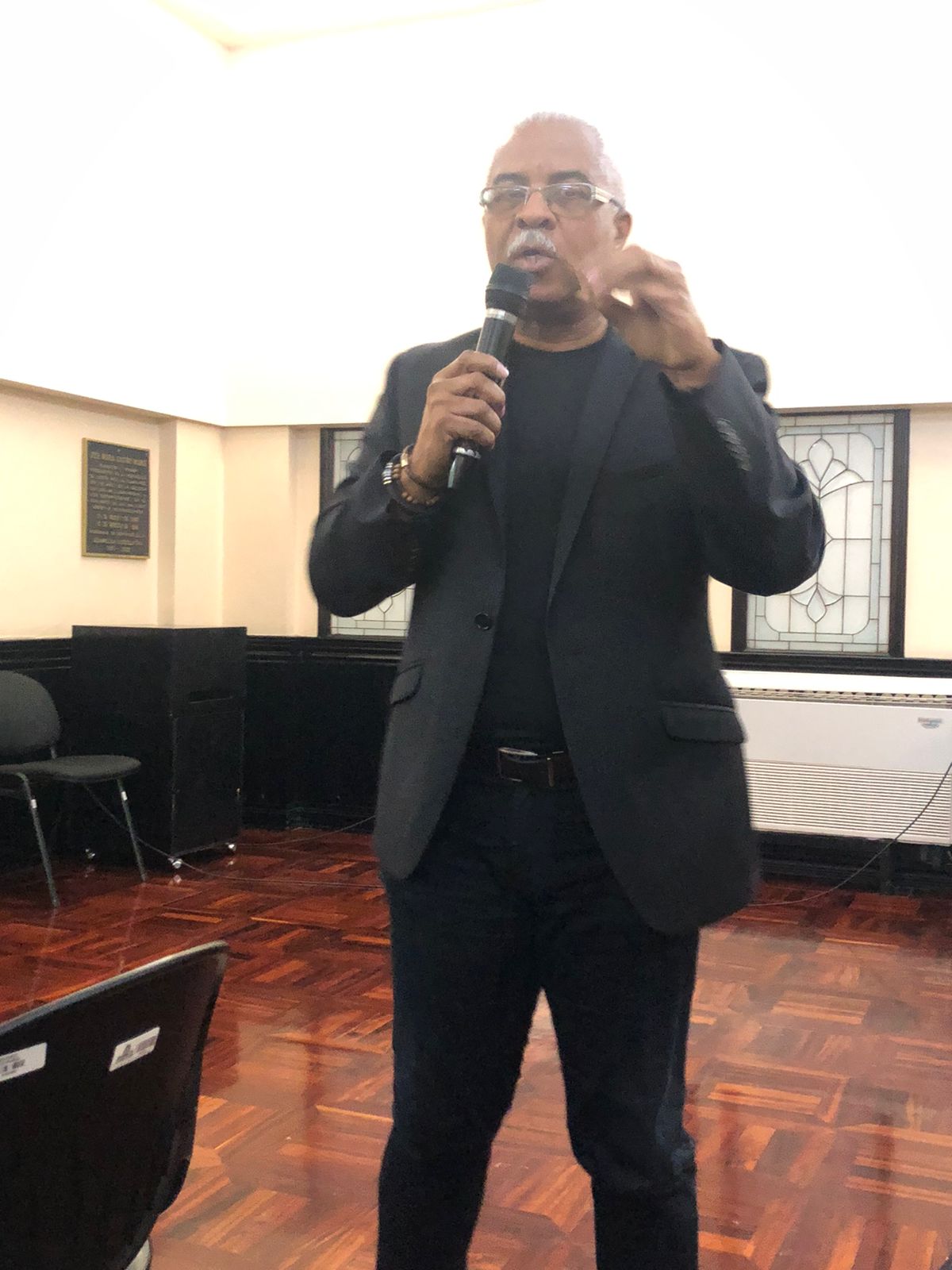 Teodoro Symes Campbell: “Don Walter Ferguson es un ícono de la música ...